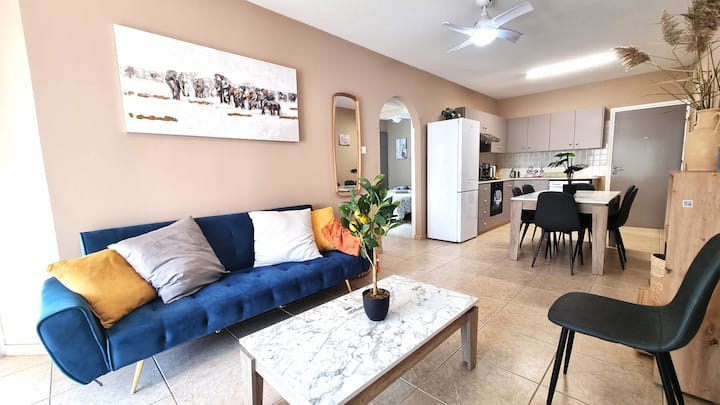 Spacious 3apt Combo, Fast Wifi, 5min Walk To Beach - Larnaca