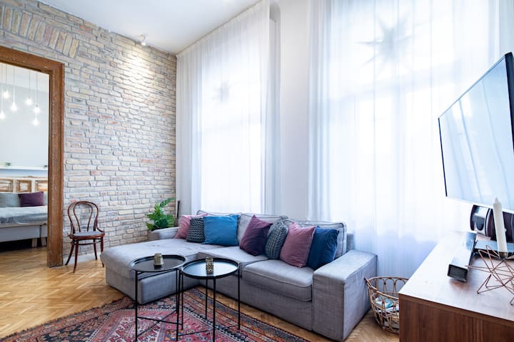 Kazinczy Big Central Apartment - Budapeszt