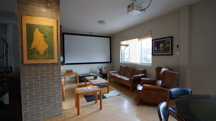 Maison De Ville Toute éQuipée - Montréal, QC