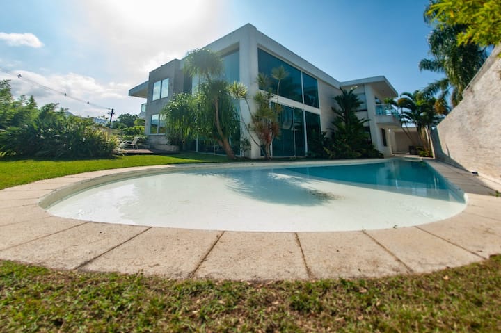 Condomínio Mansões - Barra - Recreio dos Bandeirantes