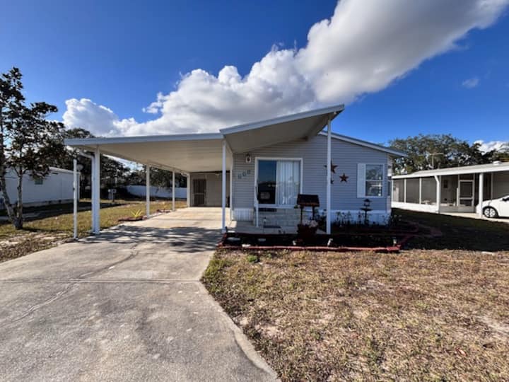 Enjoy Resort Style Amenities - Davenport, FL