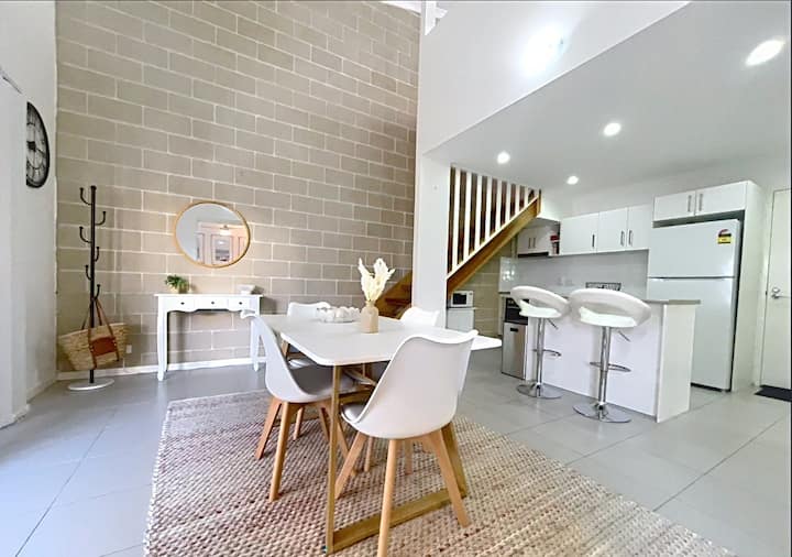 Romantic Getaway, 4 Mins To The Beach - Yeppoon