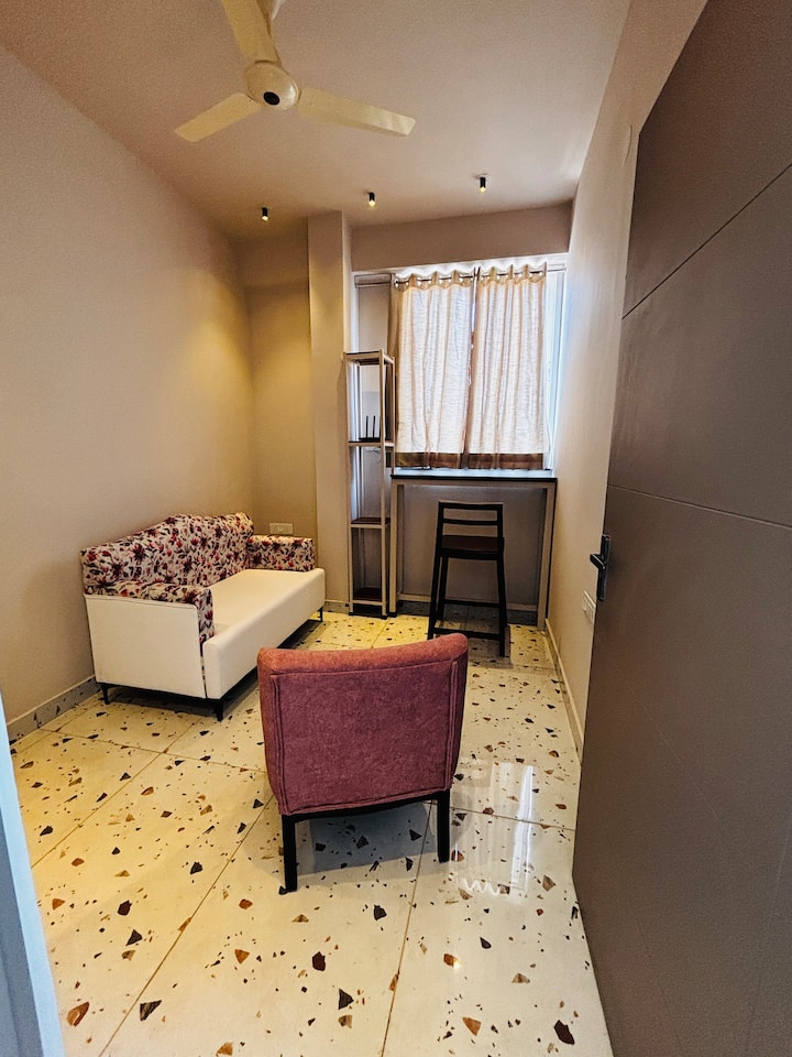 West Pent House At Ostello Isabello | Mindspace - Hyderabad