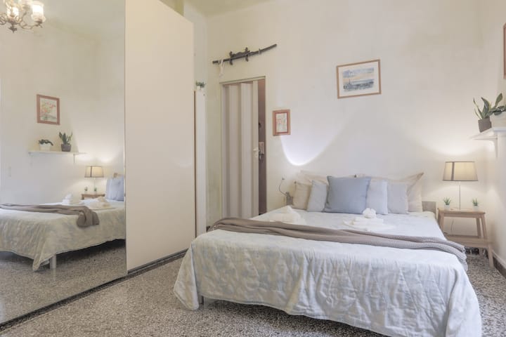 King • 1000mbps • Full Kitchen • Self Check-in - Genoa