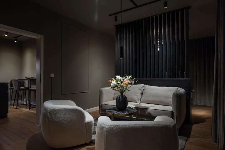 Junior Suite Mit Balkon Im Herzen Leipzigs - Leipzig