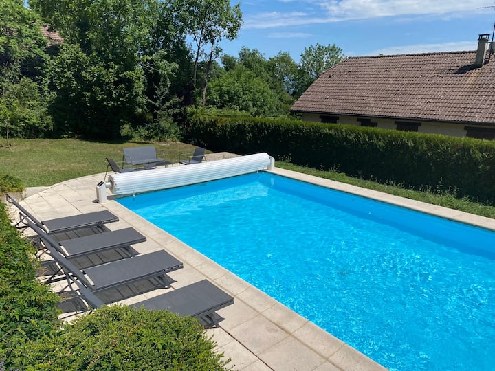 Magnifique Villa Au Pied Du Jura - Mijoux