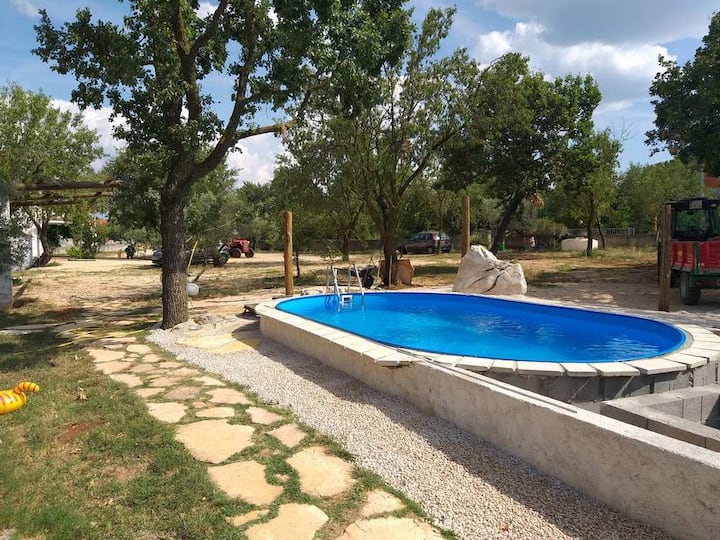 Mobilhome Zoran : 4+1 Pers. à La Ferme - Croatie