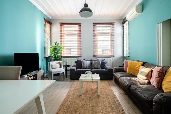 Authentic Charming Central 3bed/1.5bath Home! #379 - Fatih