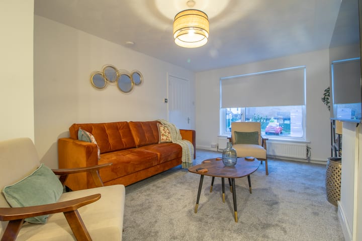 Boswell House - 3 Bedroom - East Kilbride