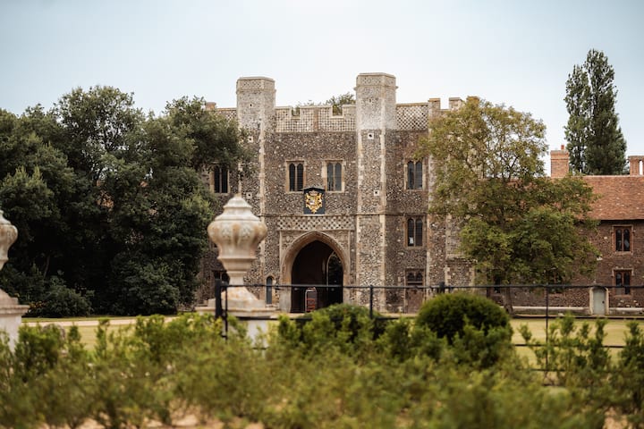 Gatehouse East - Mersea Island