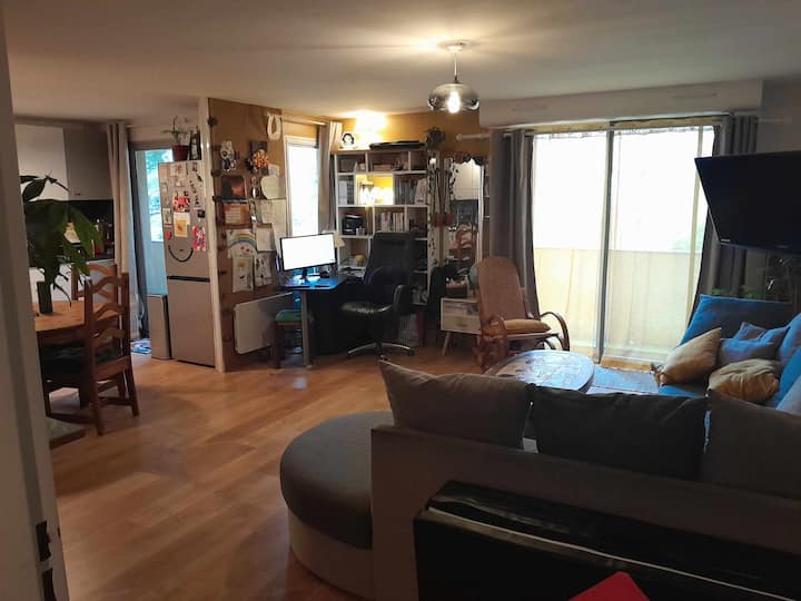 Chambre Pour 2 Ou 3 Dans Appartement Cosy - Plan-de-Cuques