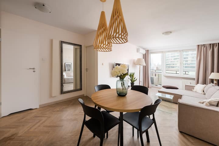 Skyline View | Złote Tarasy Mall - Varsovia