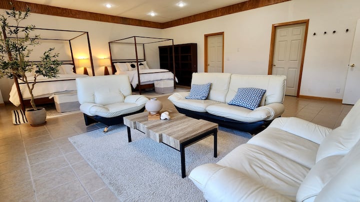 Lakefront Retreat | Private Sauna | Near Andrews U - Berrien Springs, MI