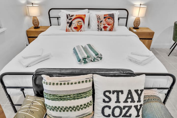 New Studio Downtown Hollywood - Hollywood