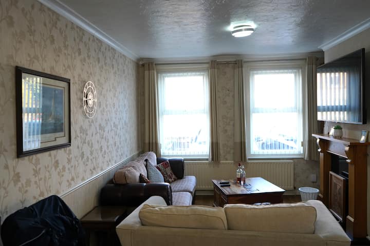 Entire Home In The Clarences - Hartlepool