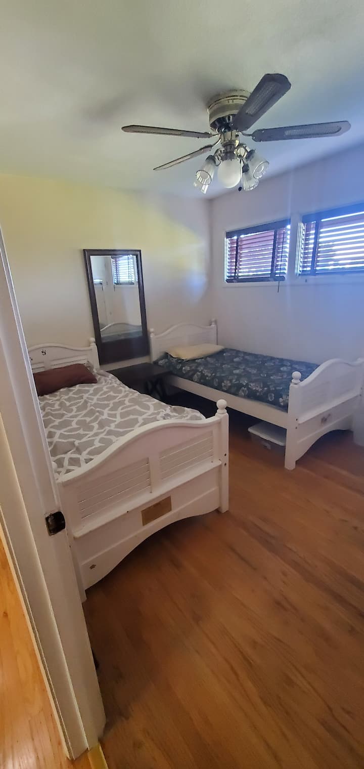 1rm 2bds 2 People 8min From Sfo - Pacifica, CA