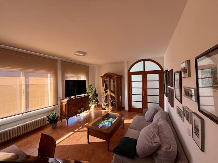 Magníficas Vistas Mar Y Montaña - Mataró