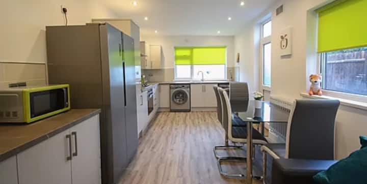 Home In Warrington - Warrington