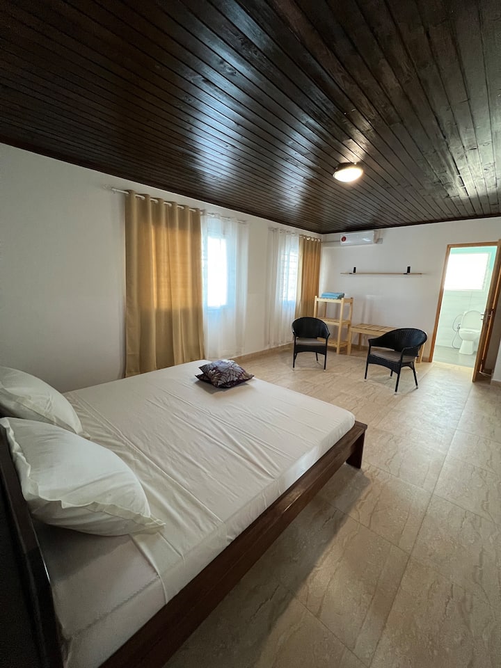 Une Villa Moderne Face à La Mer - Madagascar