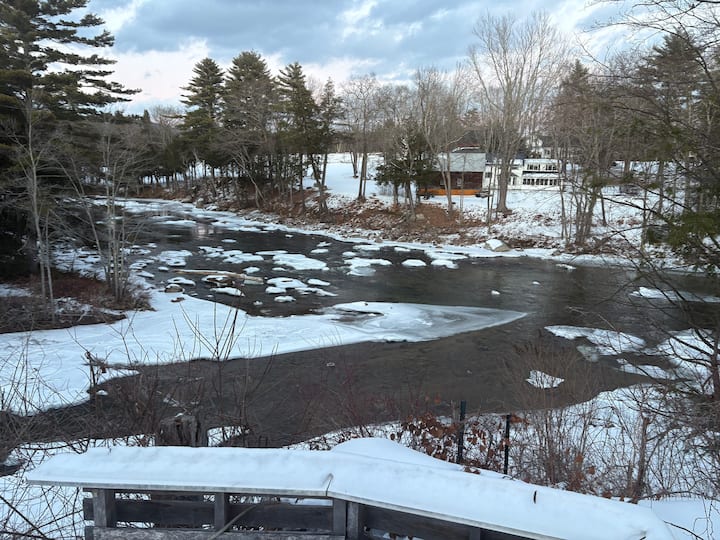 Two Rivers - Conway, NH