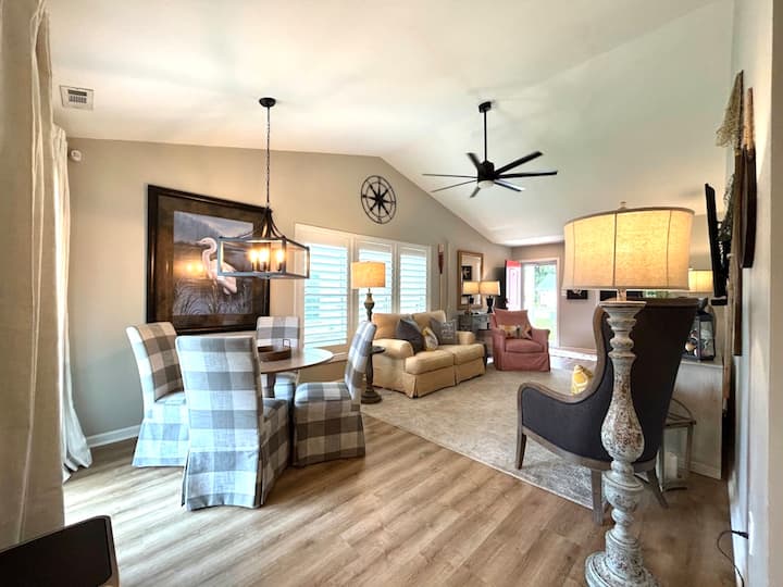 The Highland House 2br/2ba Close To Base + Beaches - Jacksonville, NC