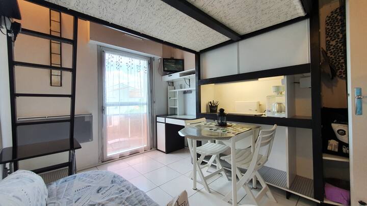 Confortable Studio 2 Personnes Avec Piscine - La Rochelle