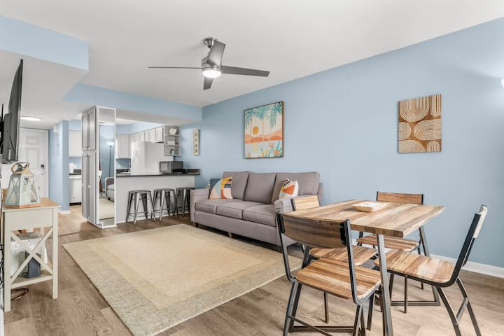 Cozy Condo On Okaloosa Island - Fort Walton Beach - Fort Walton Beach, FL