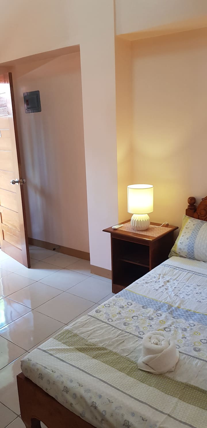 Queen Room - Alaminos