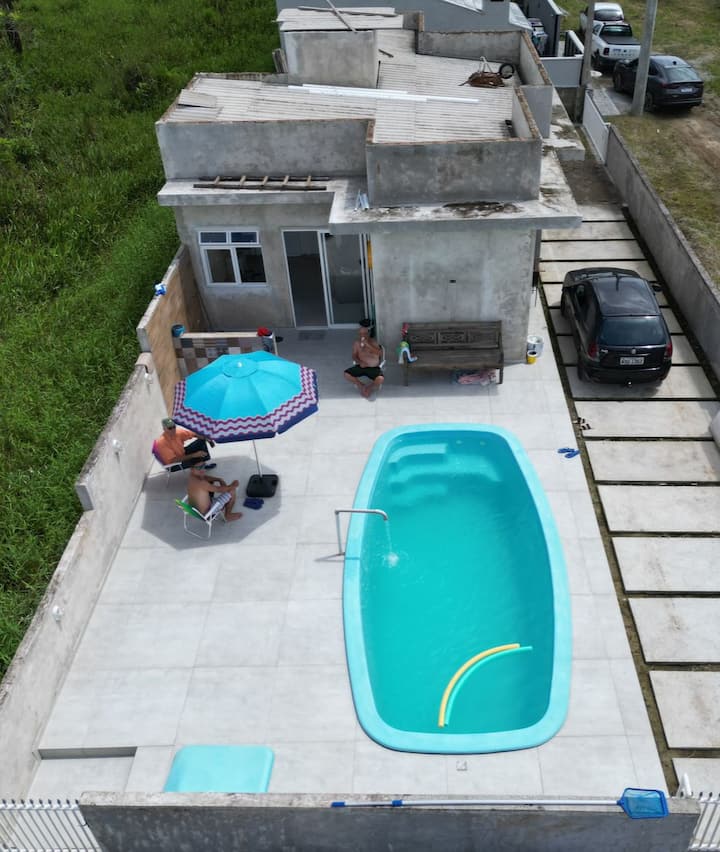 Casa Na Praia Com Piscina - Matinhos