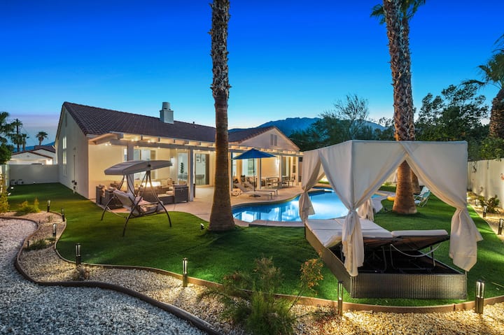 Luxury Resort 5 Br / Private Backyard / Pool & Spa - Palm Springs, CA