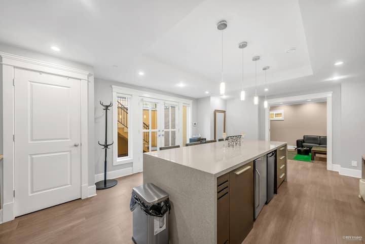 3bed 2bath Steam Sauna Retreat In Vancouver! - Vancouver