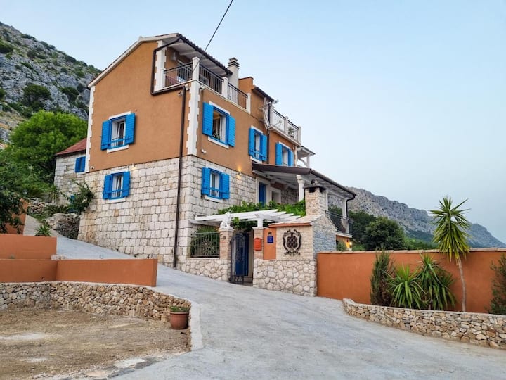 Villa Diana Jesenice With Pool2 - Omiš
