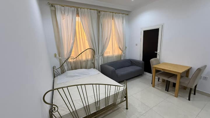 Fully Furnished Cozy Studio - Doha