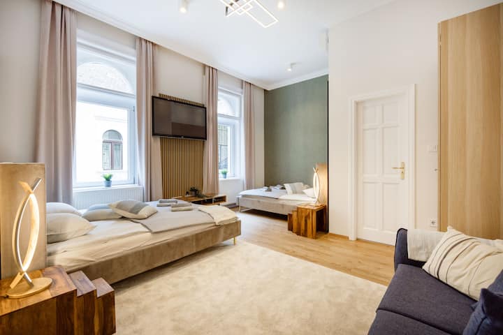 Sleek Downtown Living - Budapest