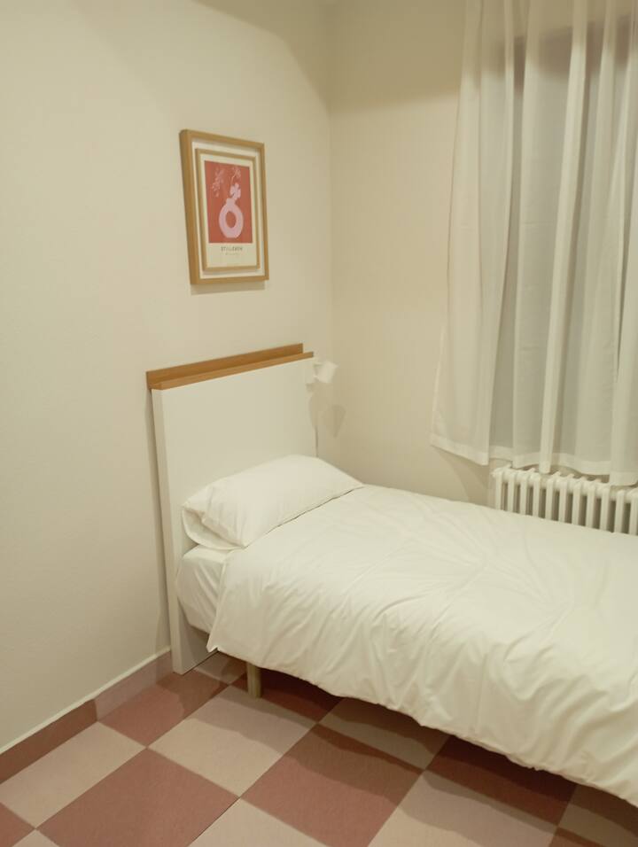Habitación Con Baño Propio - Palencia