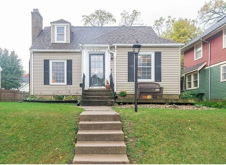 The Washington Home - Cedar Rapids, IA