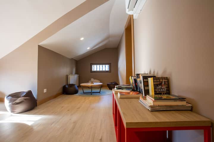 Cama En Habitación Séxtuple Compartida - Andorra la Vieja