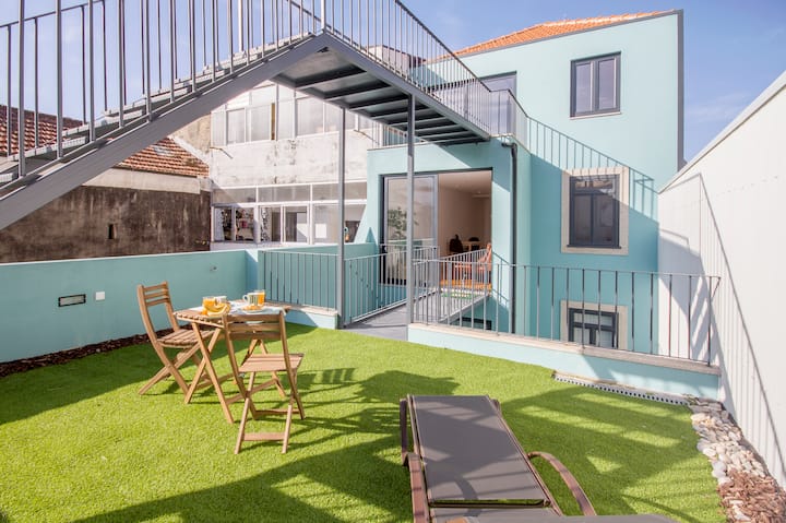 Downtown Flat | Private Garden | 5 Min To Subway - Oporto