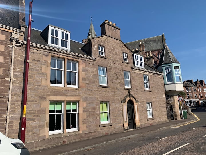 1 Bed Double Or Twin Apartment, Central Crieff - Crieff