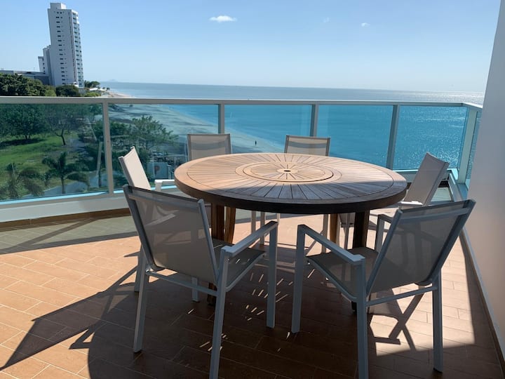 Beachfront Apartment In Royal Palm Gorgona - Panama