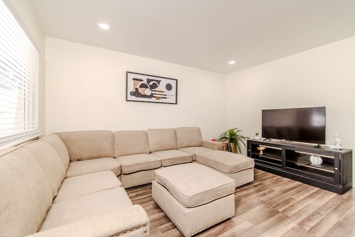 Cozy 3-bed Gem In Madison - Royal Oak, MI