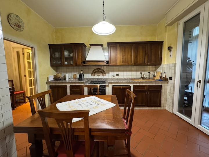 Casa Leo - Ampio Appartamento 15 Minuti Da Firenze - Calenzano