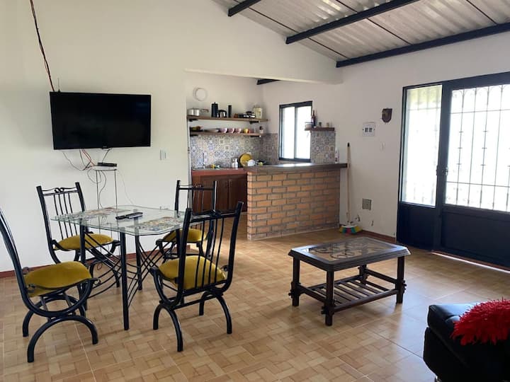 Hospédate En Rancho La Guitarra. - Pitalito