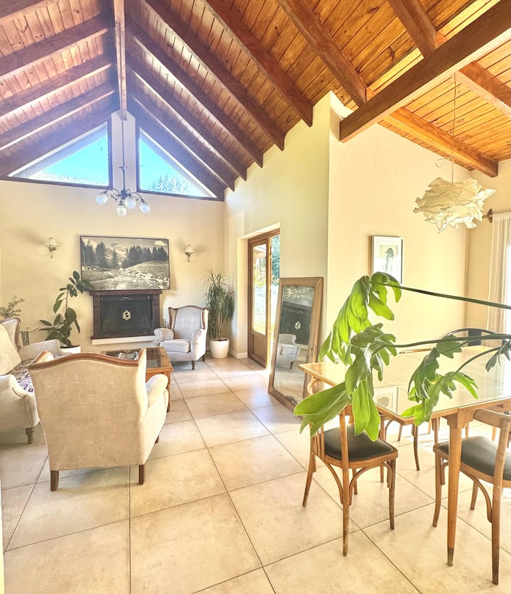 Casa Grande Con Jardin Km 7,5 - San Carlos de Bariloche