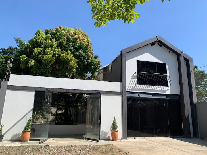 Cabaña De Descanso Cerca Al Mar - Turbo