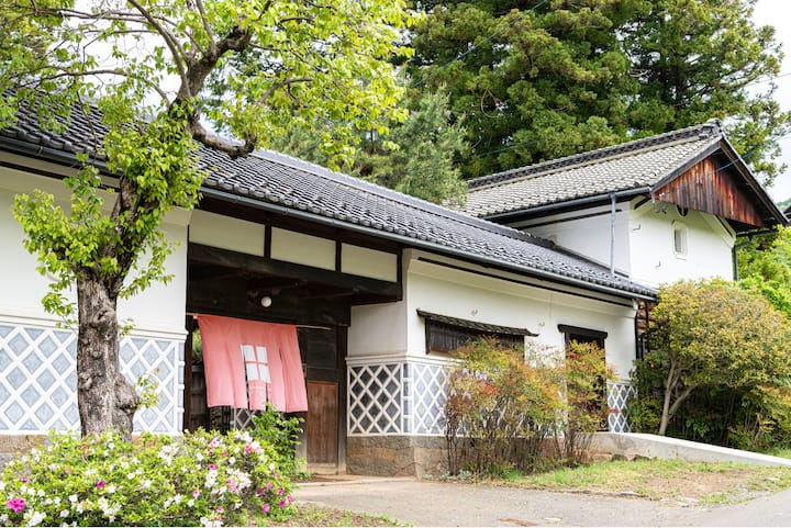 築190年の静かな一棟貸古民家(北アルプスを望むガーデン、竹林テラス、屋外bbqスペース付) - Matsumoto