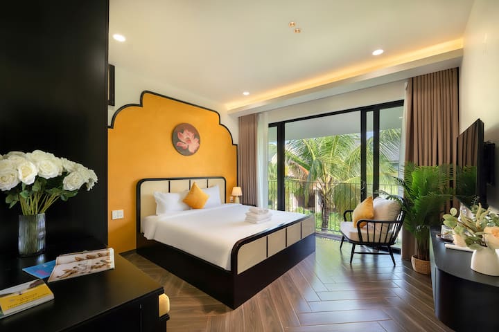 Metta Villa-3brs/pool-river View, 5' To Ab Beach - Hội An