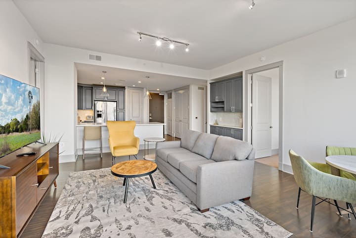 Unique Collection | Luxury | Tysons - Fairfax, VA