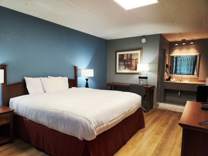 Deluxe King Bed Non Smoking | Executive Inn By Oyo - Mena, AR