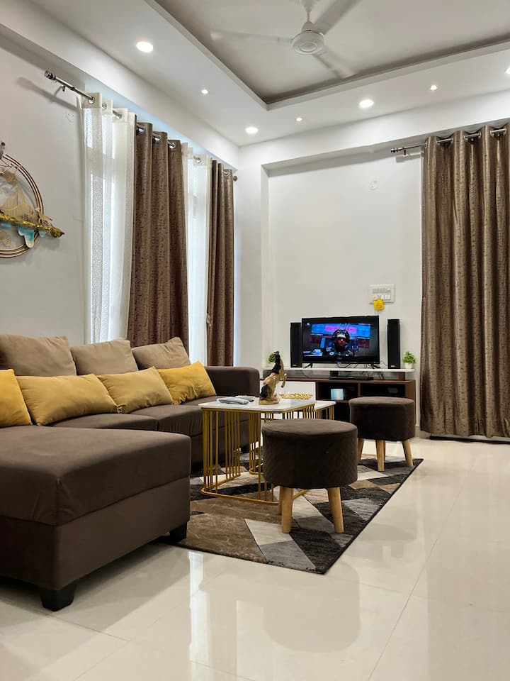 2bhk Cozy Apartment - Zirakpur